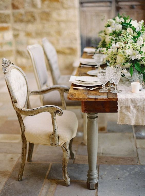 Old World Wedding Theme | Arabia Weddings