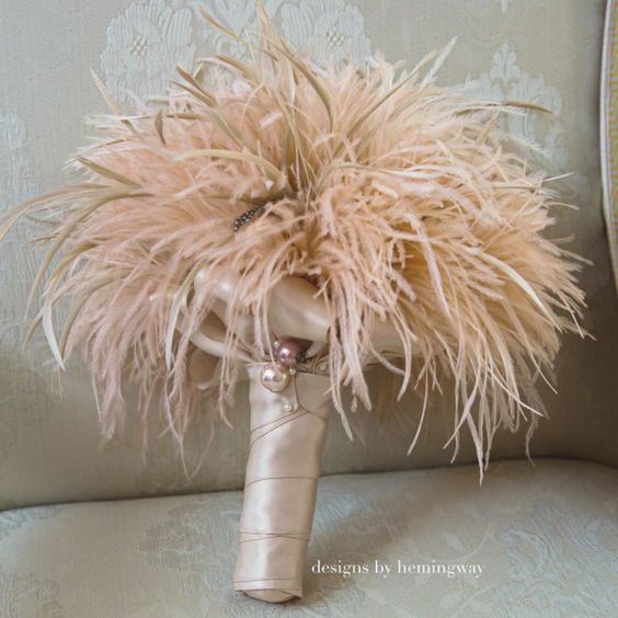 Feather Wedding Bouquet Ideas | Arabia Weddings