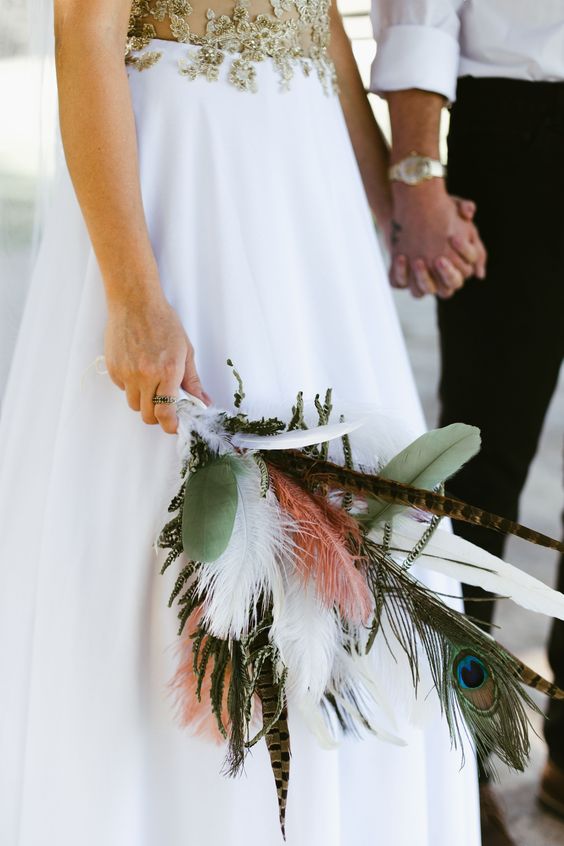 Feather Wedding Bouquet Ideas | Arabia Weddings
