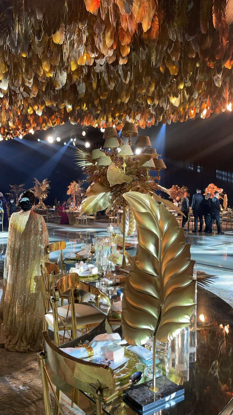 Glamorous Golden Wedding | Arabia Weddings