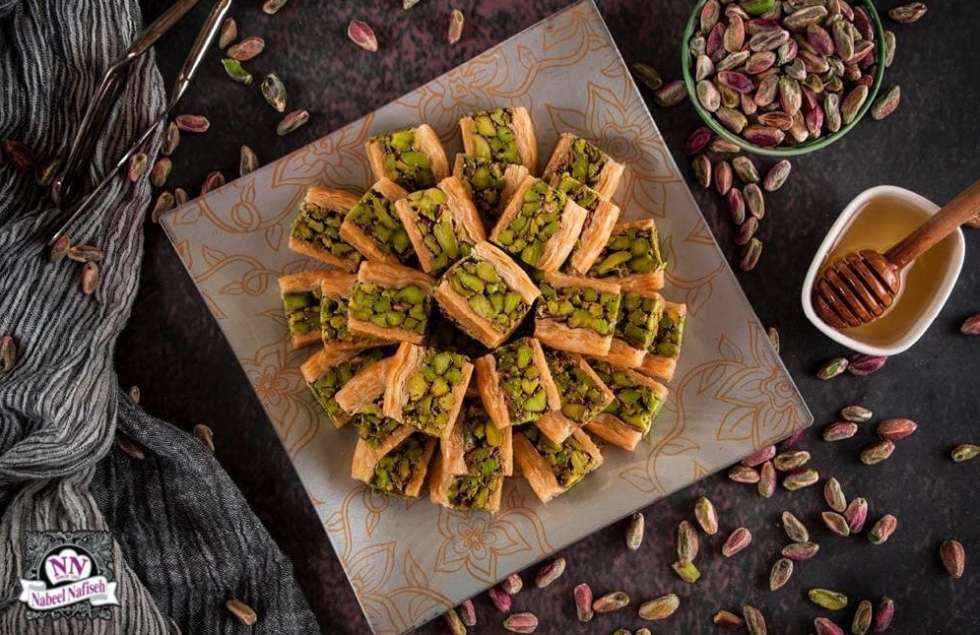 حلويات نبيل نفيسة | موقع العروس